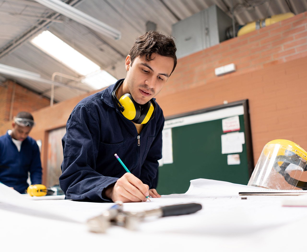 Workforce Readiness Scholarships | Leaders Education Foundation